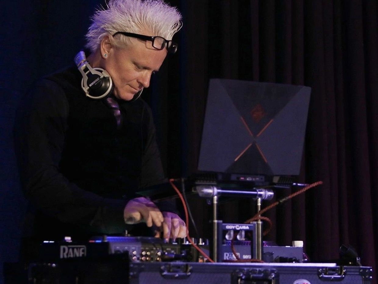 Starlightdeejays - Dj Service, Photographer and Dj, Dj for Parties