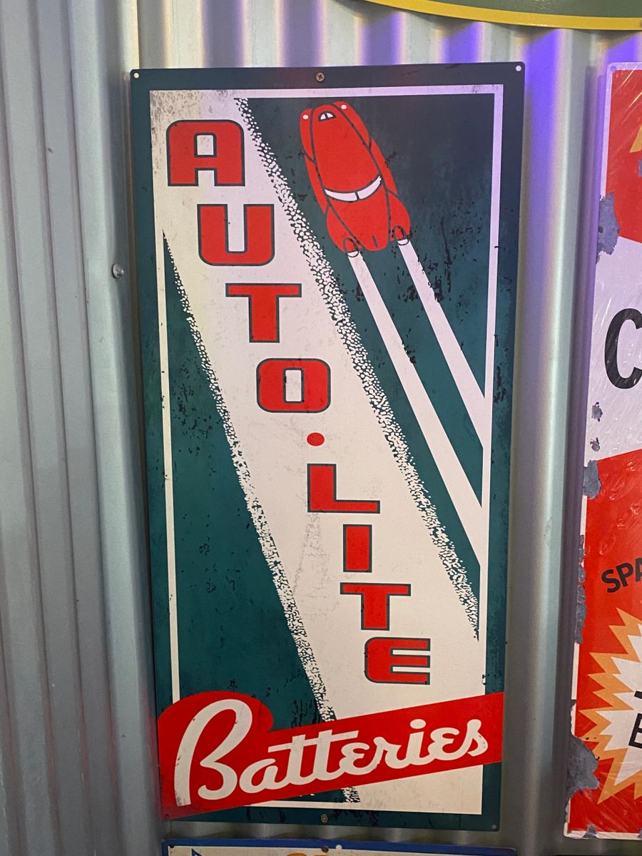 AUTOLITE METAL SIGN 810 X 380MM