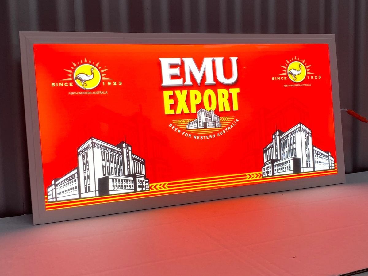 EMU EXPORT 600 X 300 LED FLAT PANEL SIGN LIGHT