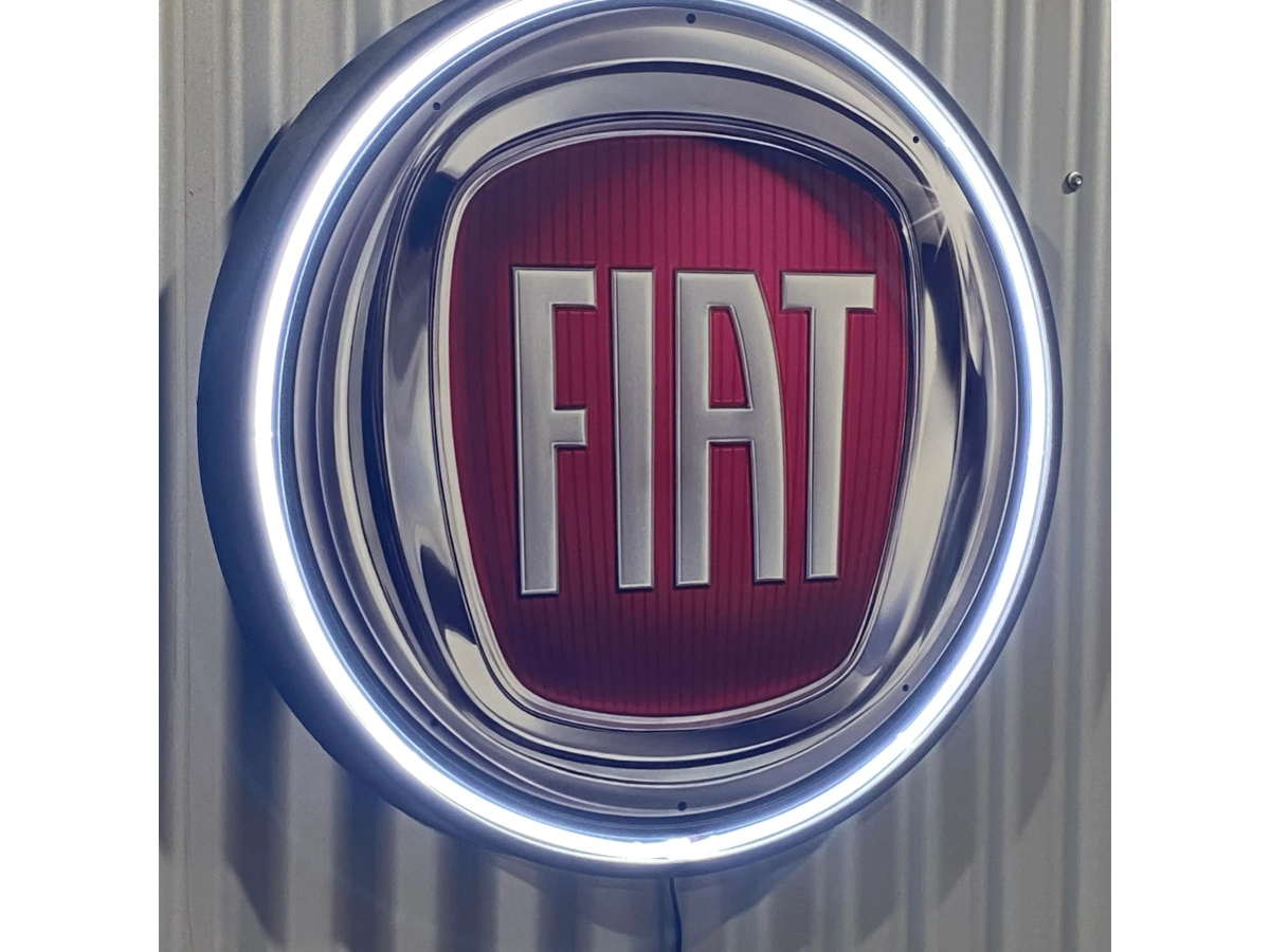 FIAT NEON SIGN