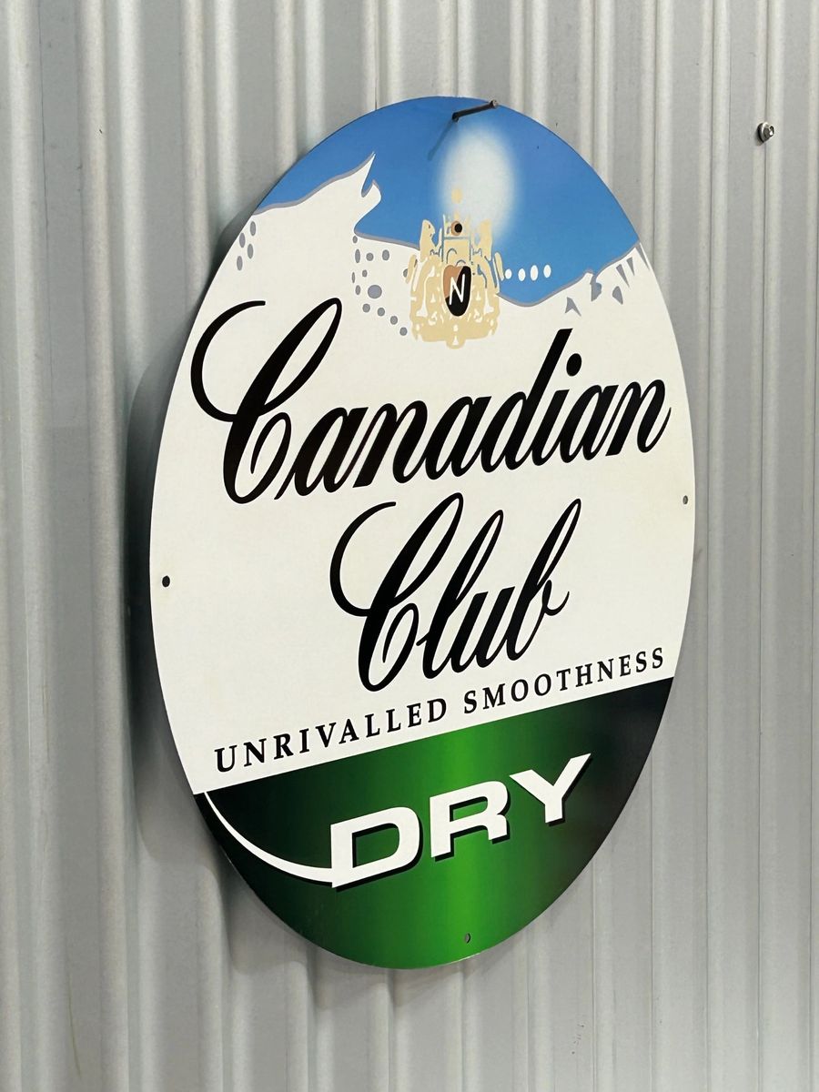 CANADIAN CLUB & DRY 560 MM DIAMETER ROUND METAL SIGN