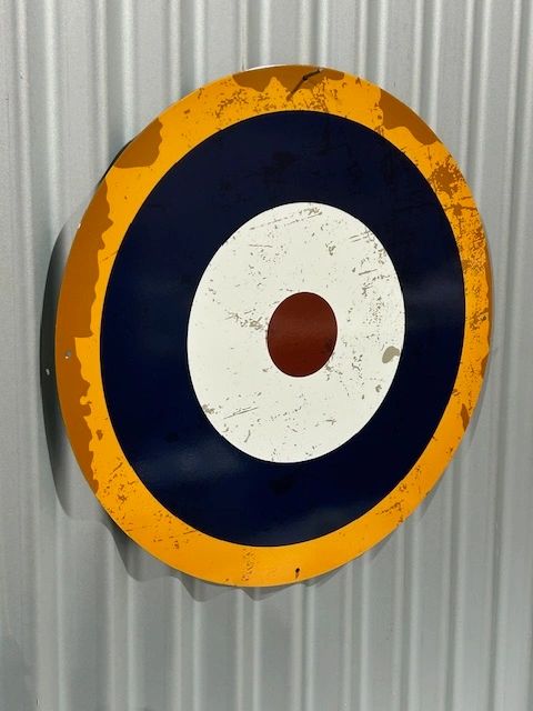 RAF WARBIRD DISTRESSED 560 MM ROUND METAL SIGN
