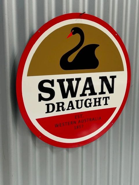 SWAN DRAUGHT 560 MM DIAMETER ROUND METAL SIGN