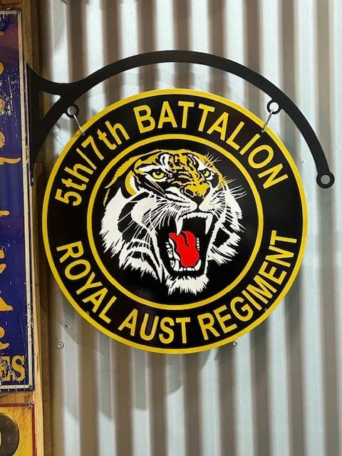 AUSTRALIAN ARMY 5TH 7TH BALLATION RAR DOUBLE SIDED 560 MM SIGN & HEAVY ...