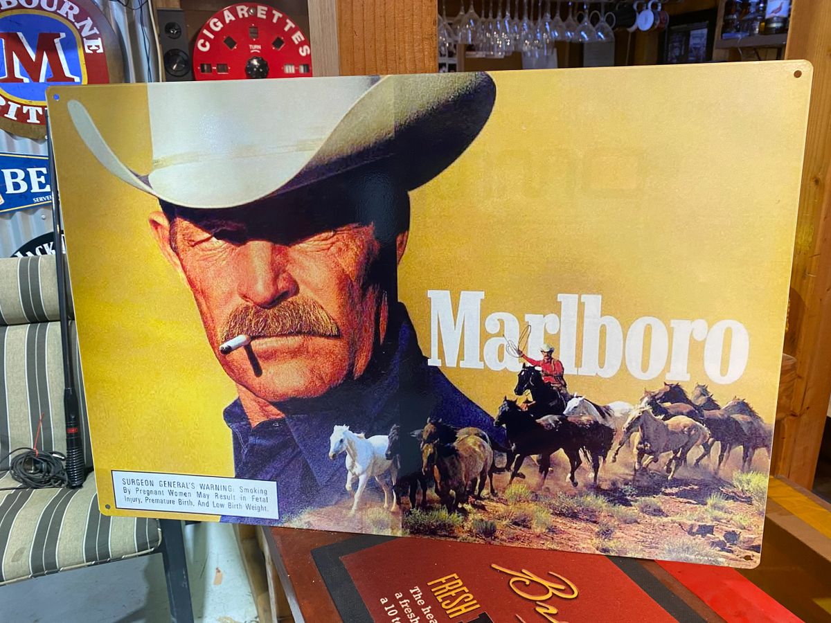 MARLBORO MAN 600 X 400 MM METAL SIGN