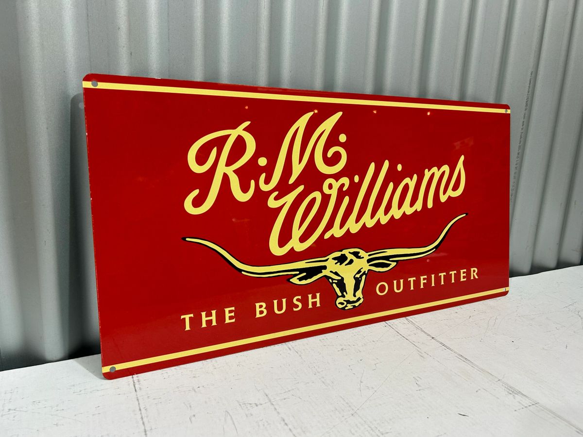 RM WILLIAMS 600 MM X 300 MM METAL SIGN