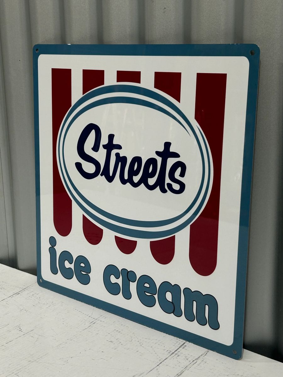 STREETS ICE CREAM 380 MM X 380 MM METAL SIGN