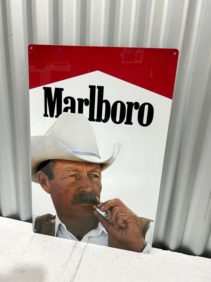 MARLBORO MAN 600 MM X 400 MM METAL SIGN