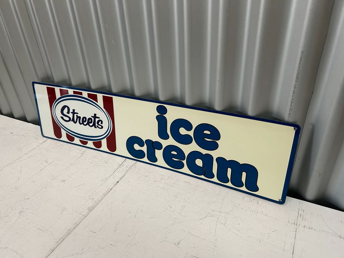 STREETS ICE CREAM 800 X 200 MM METAL SIGN