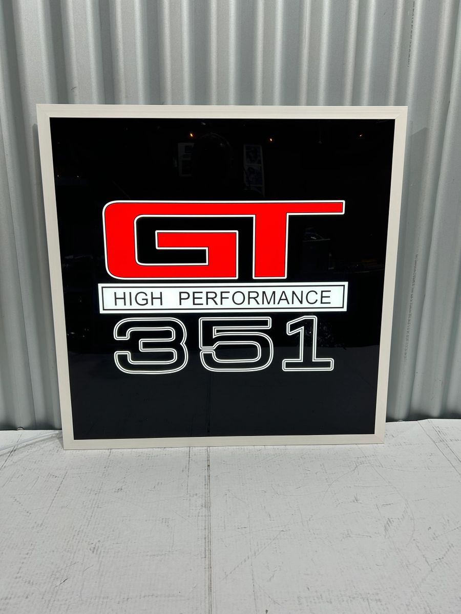 FALCON GT 351 ILLUMINATED FLAT HANGING LIGHT SIGN 600 MM X 600 MM