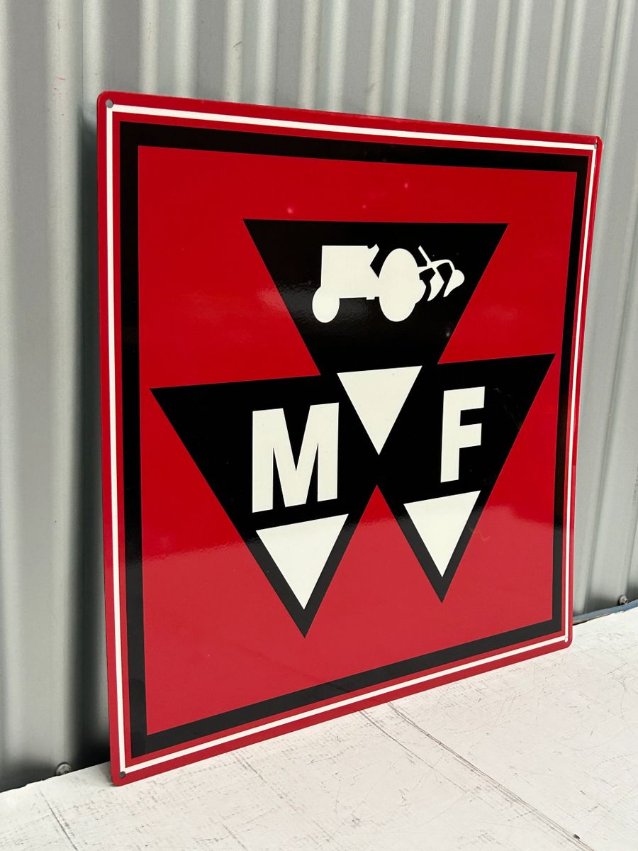 MASSEY FERGUSON 580MM X 580 MM SQUARE METAL SIGN