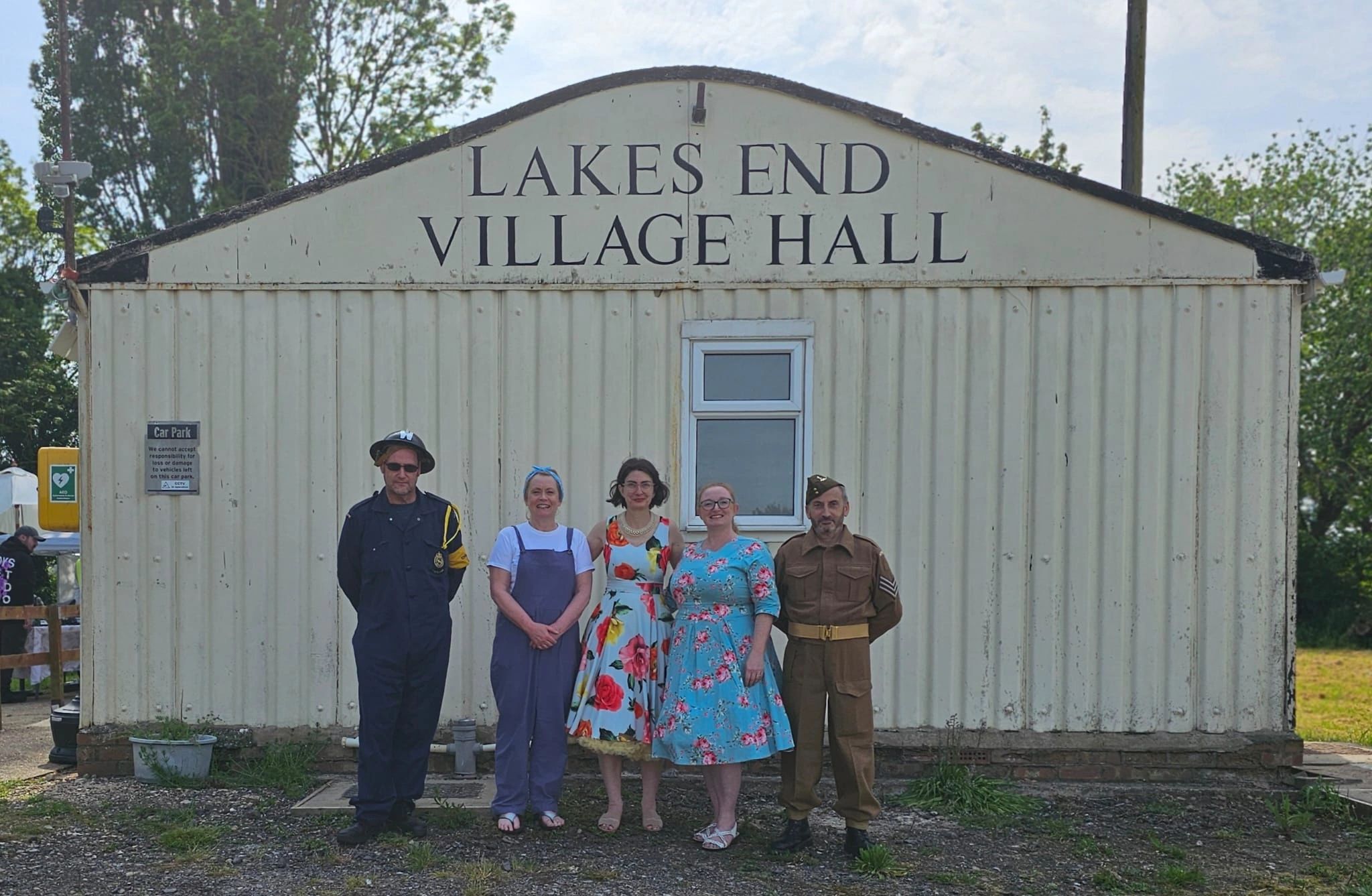 lakesendvillagehall.com