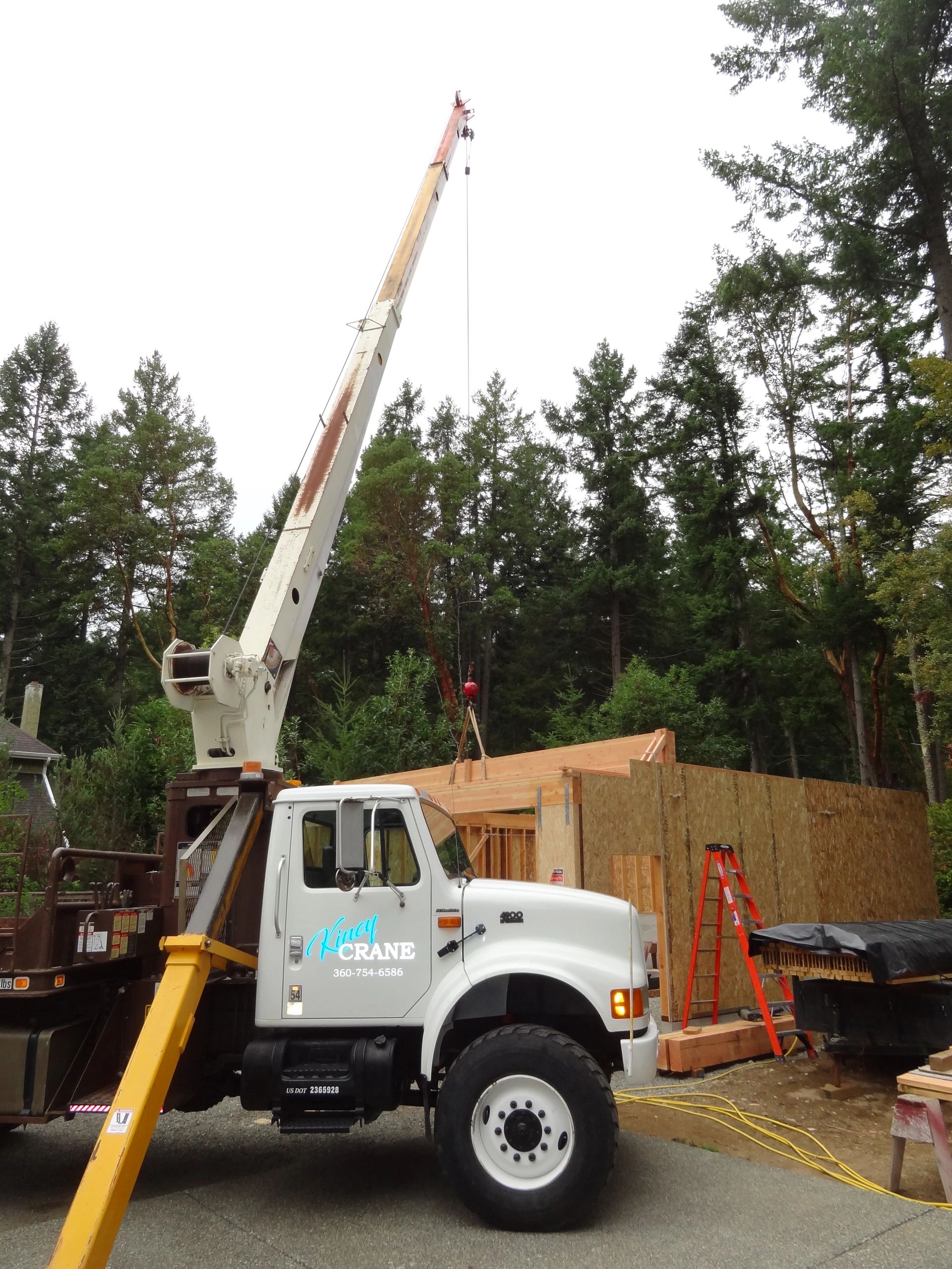 Kincy Crane - Crane Service, Boom Truck Service, Boom Truck