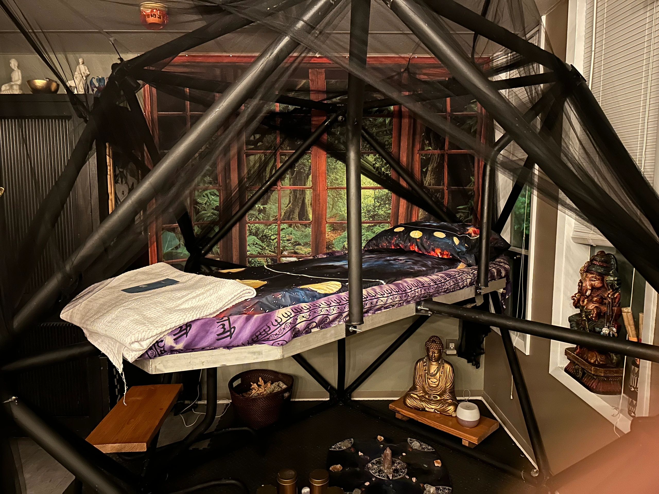 Orgone Chamber with Rife Technology session included