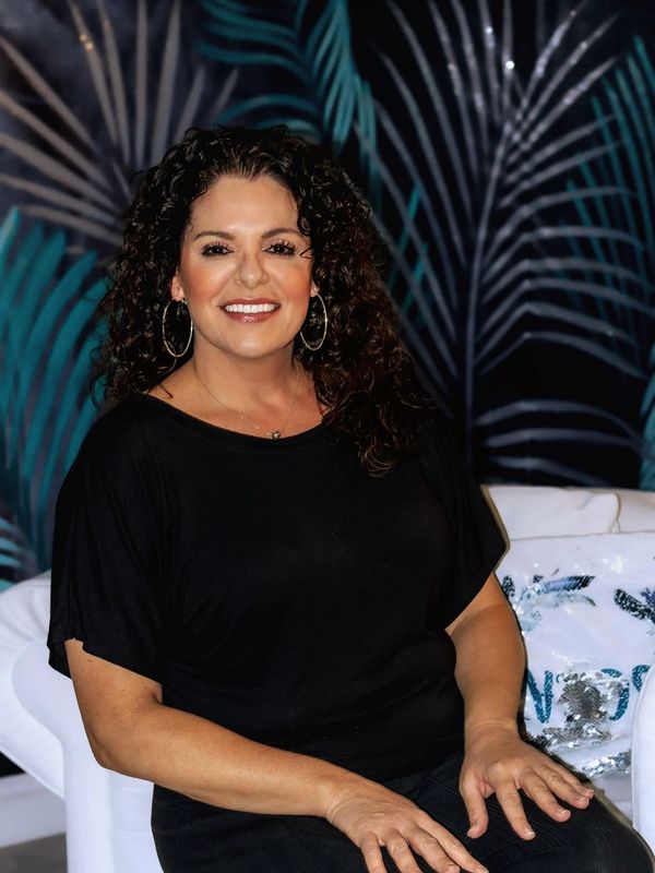 Meet Our Salon SOCA Team