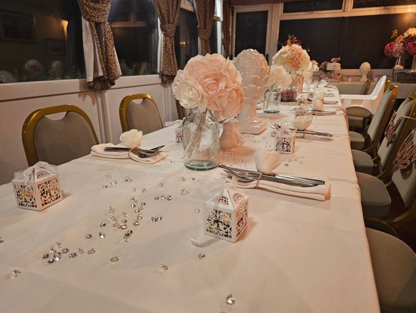 Delicious Sunday Carvery at The Four Crossroads Inn