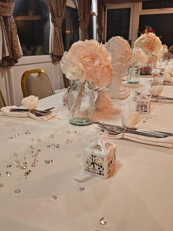 Delicious Sunday Carvery at The Four Crossroads Inn