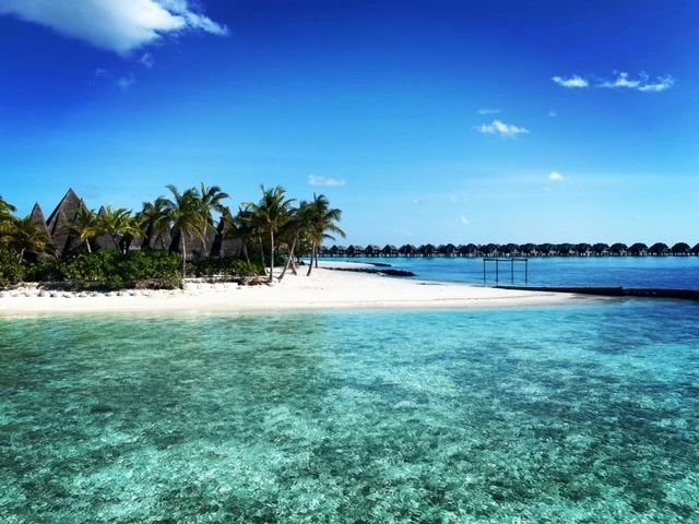 Luxe Escapes Travel - Luxury Travel, Honeymoon, Travel Agency