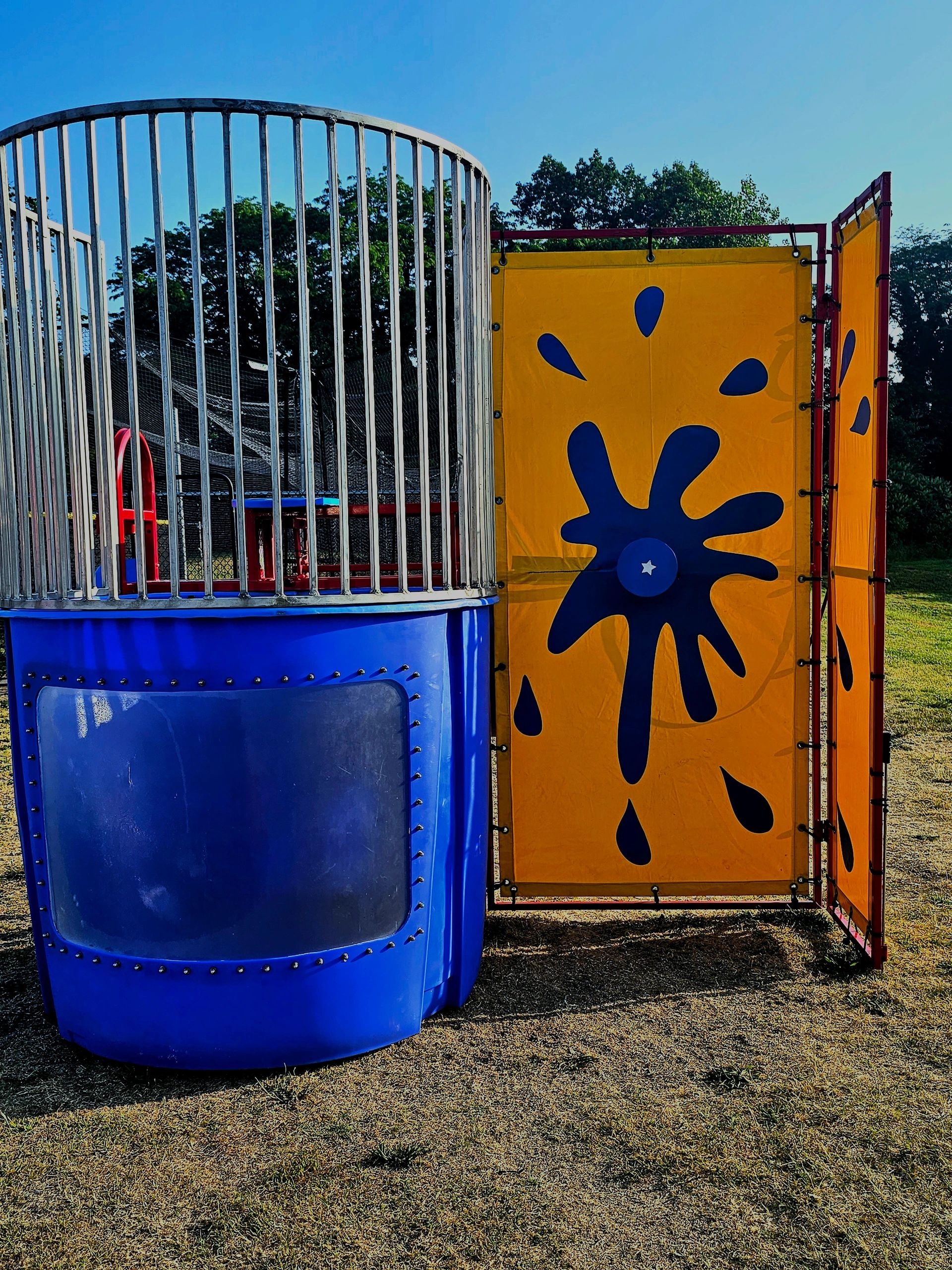 Dunk Tank "Glory" UP TO 6HRS