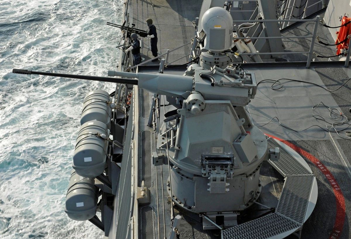 1/700 Mk 38 Mod 2 25 mm Bushmasters