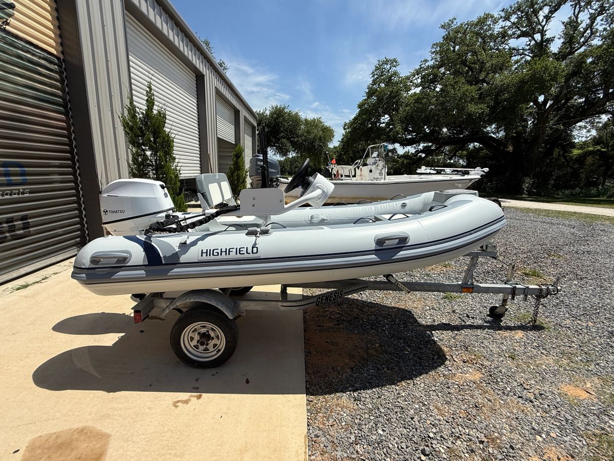 2026 Highfield Classic 340 FCT Console w/25hp Tohatsu