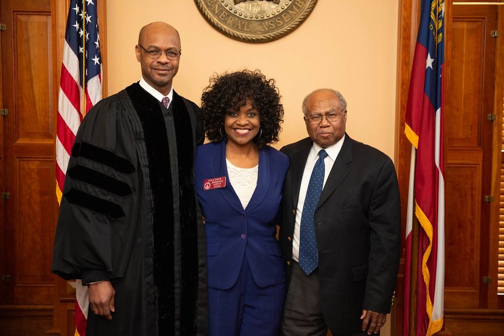 Representative Viola Davis'Newsletter - Capitol Alert