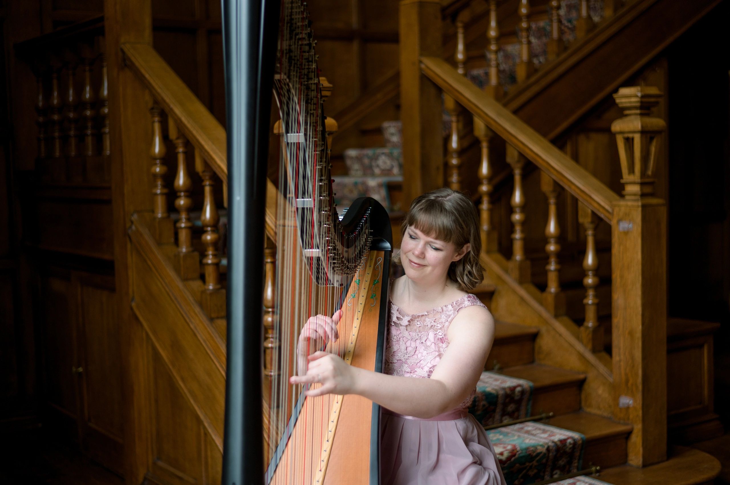 Lizzie Peacock - Wedding Harpist, Music Lessons, Piano Lessons