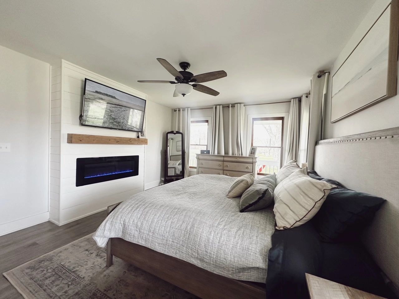 Modern Edge Construction - Renovation Builders, Remodeling Construction ...