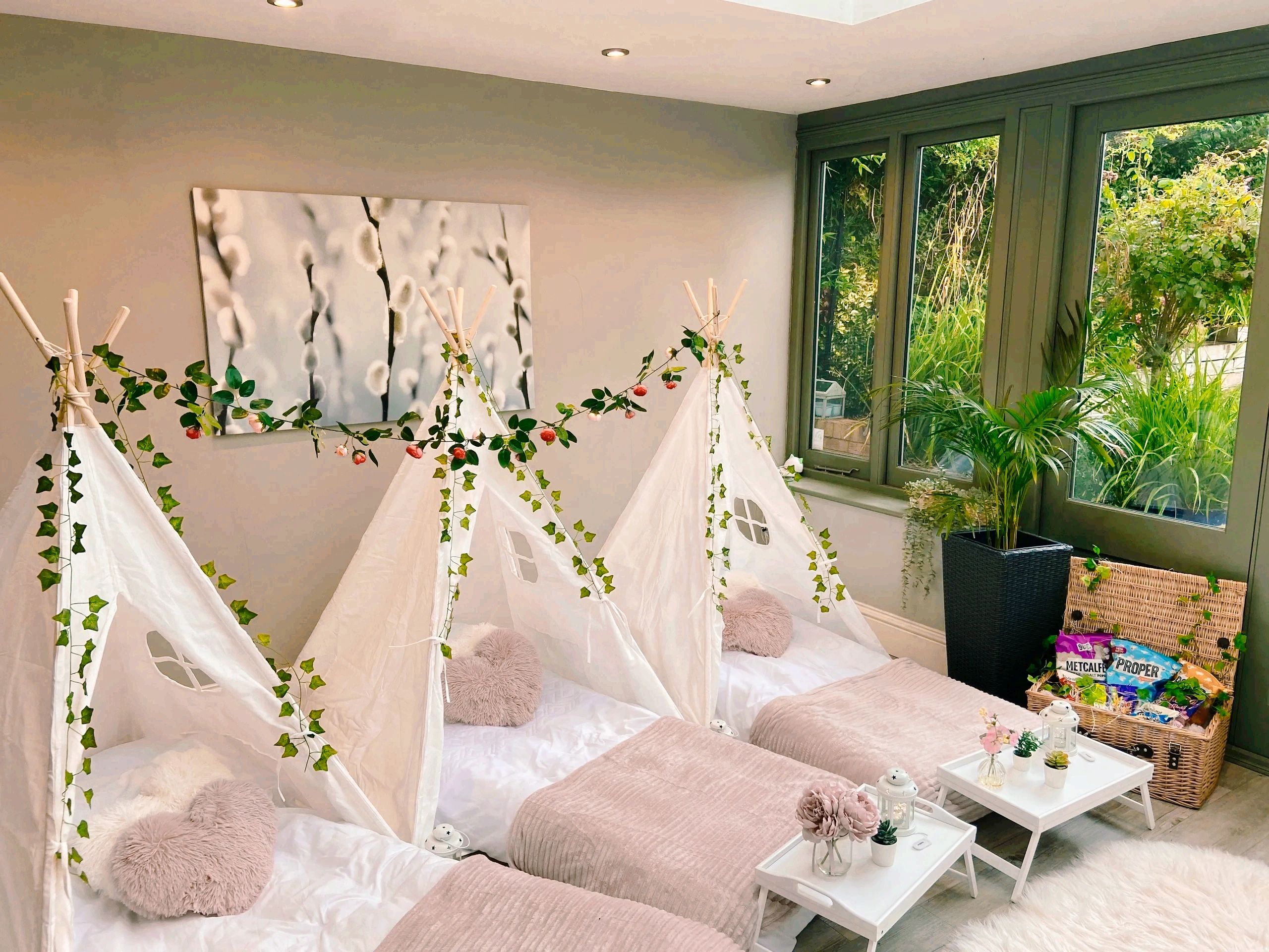 Cocobelletents - Teepee Sleepover Parties - Guildford, England