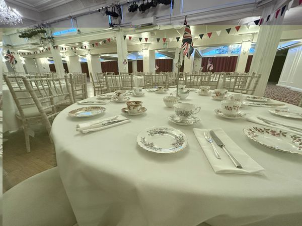 Afternoon Tea Hire Berkshire, Afternoon Tea Hire Oxfordshire, Sweet ...