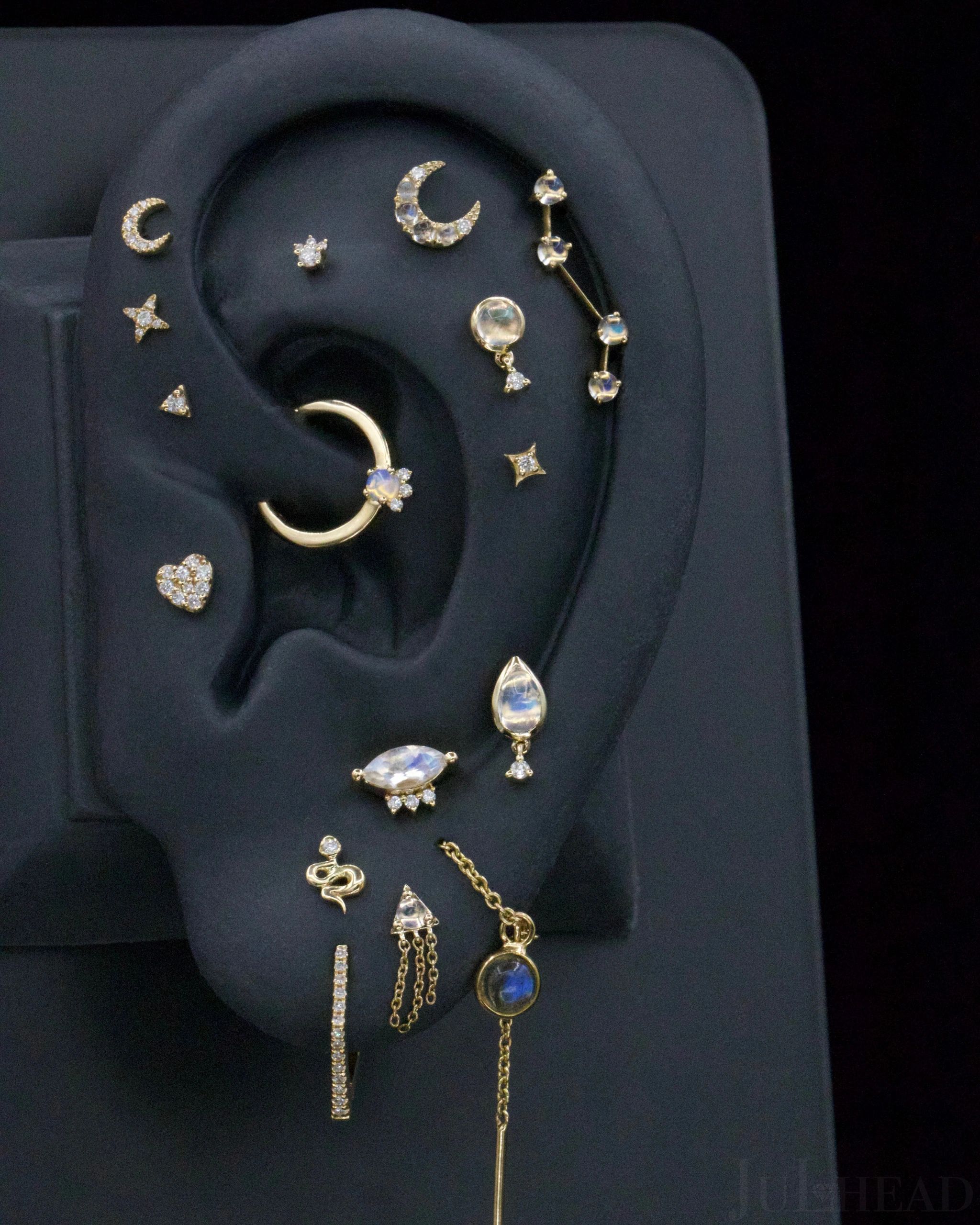 JuL head Piercing - Professional Body Piercing, Bvla