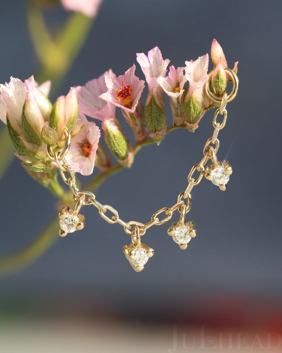 Chain with Tiny Dripping Diamonds