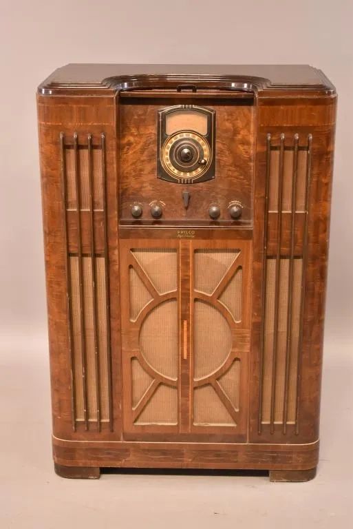 Philco Model 38-69 Floor Radio