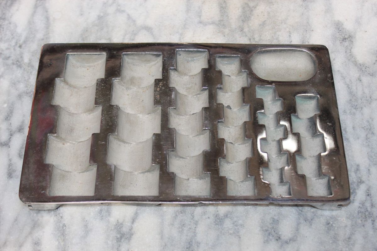 Cast Iron Coin Sorter