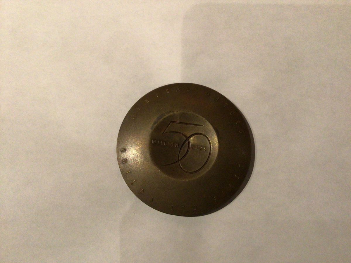 1954 Pontiac general motors, 50th million car medallion paperweight rare
