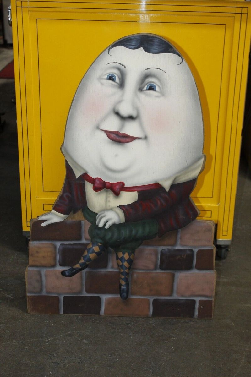 1994 Hand Painted Boardwalk Humpty Dumpty Wooden Sign