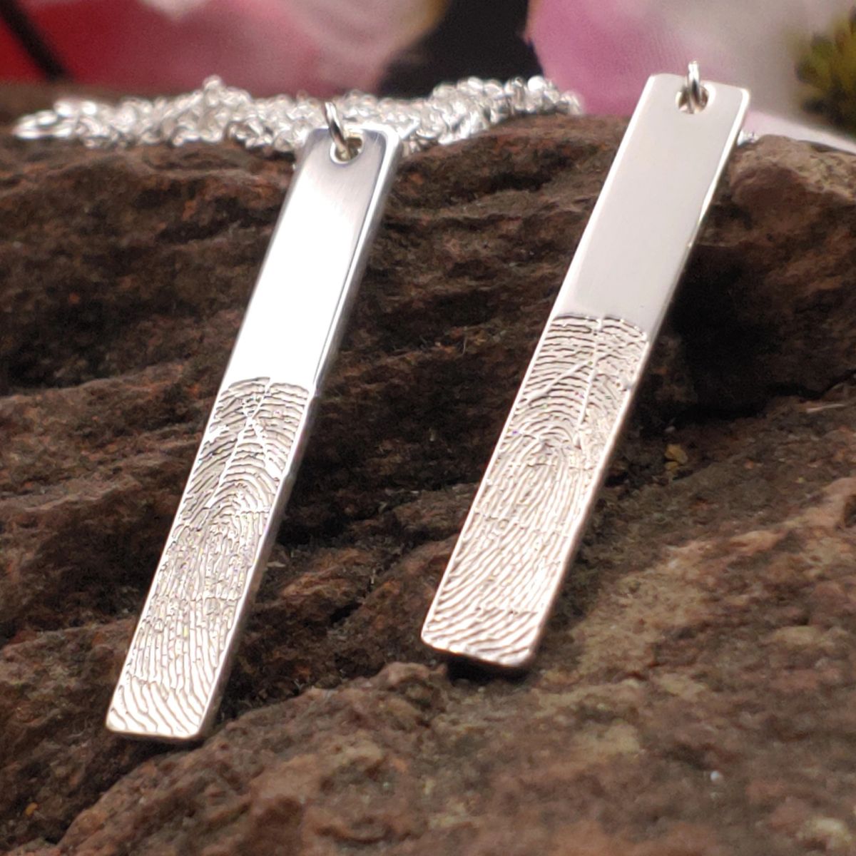 Vertical Fingerprint Bar