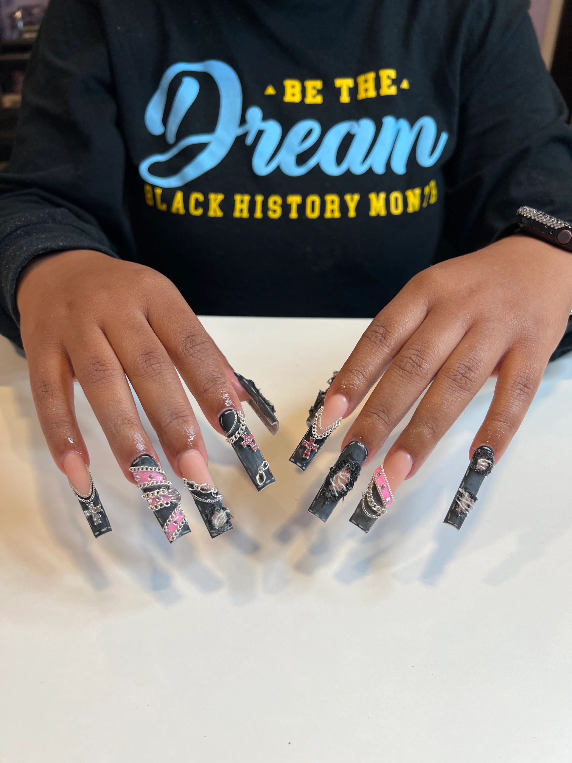Magic Nails