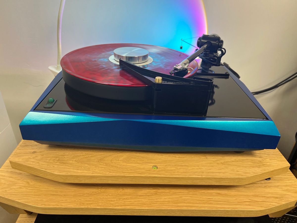 Townshend Rock PRISM surround plinth