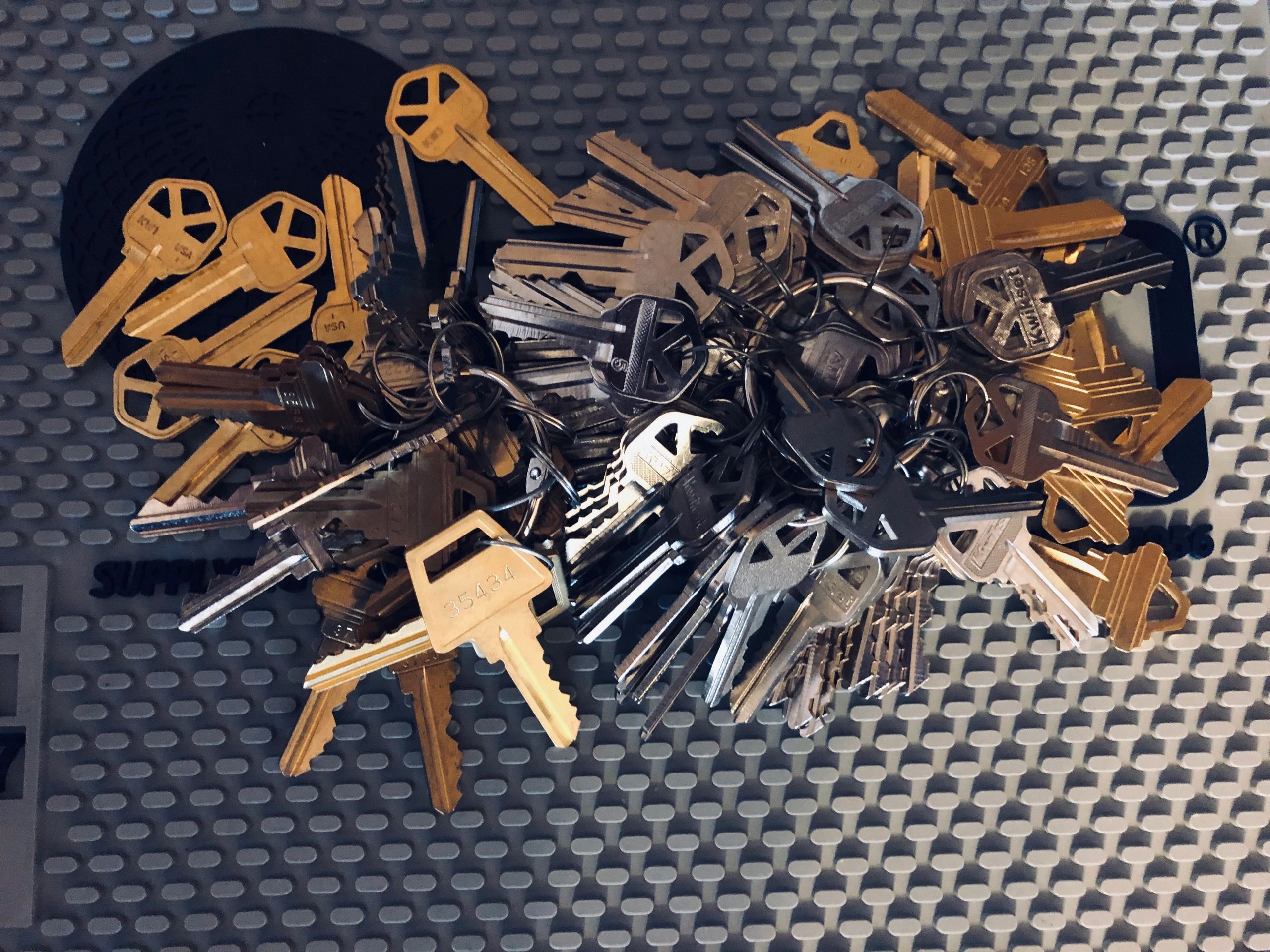 Locksmith, Lockouts - Alpha Locksmith Service - Greenwood, Indiana