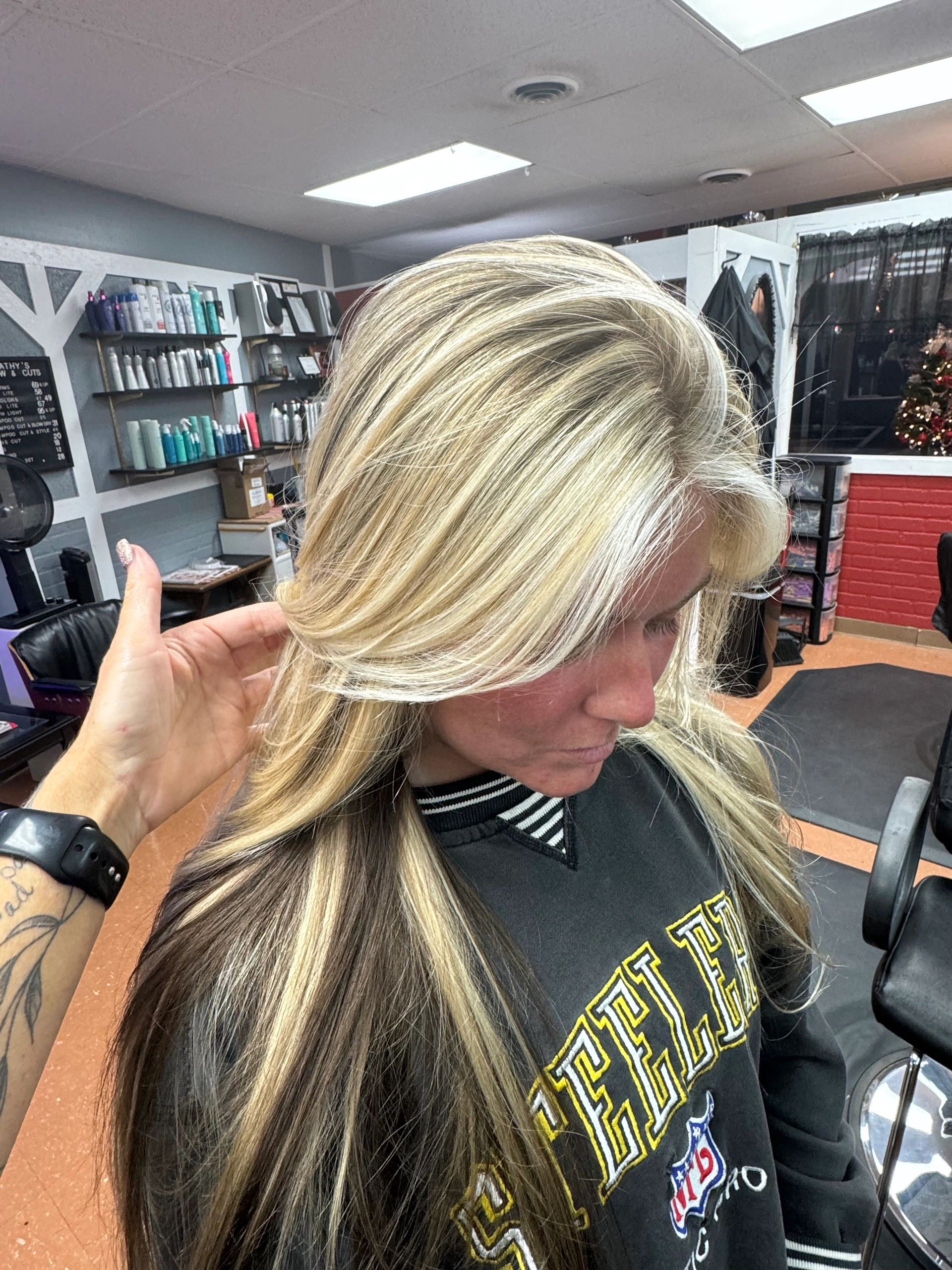 Expert Haircuts and Coloring at Crossroads Salon