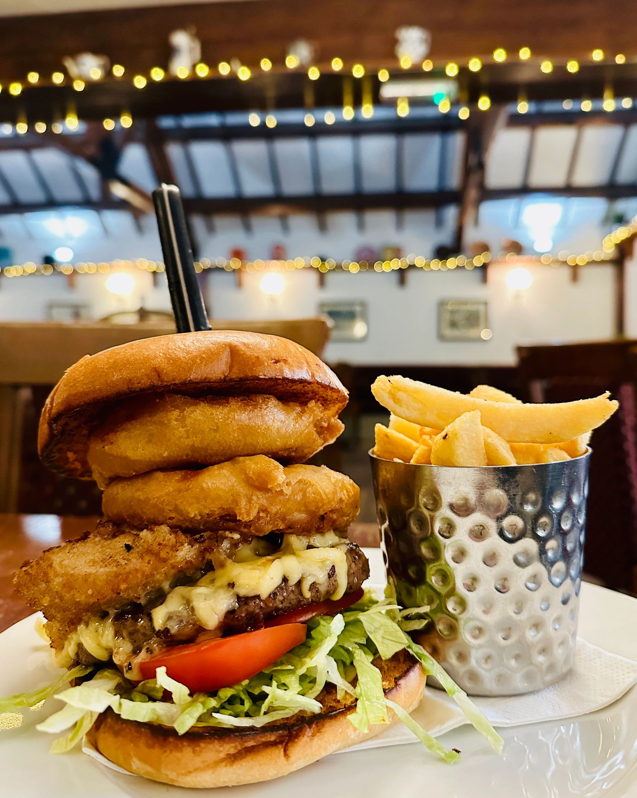 The Thatch Inn - Pub, Restaurant, Bar