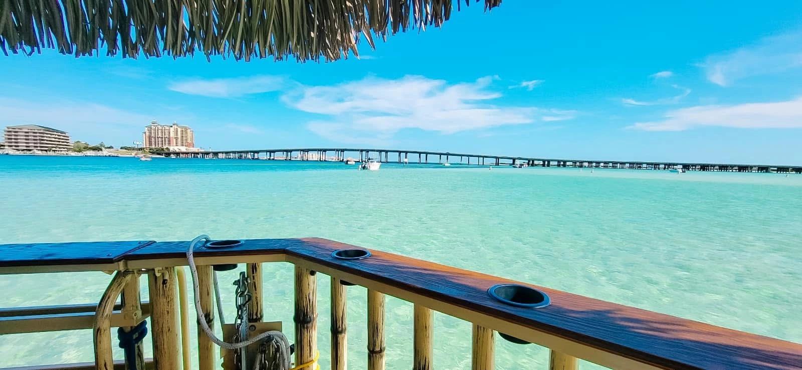 Best Tiki Boats to Crab Island in Destin, Florida (2025 Guide)