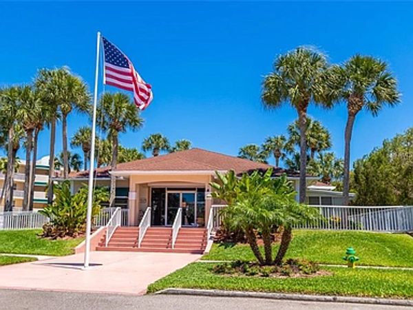 The Shores of Long Bayou - Condominium - Seminole, Florida
