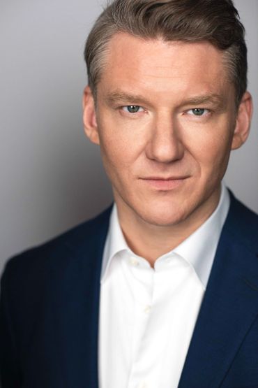 Headshots | Jeffrey Emerson