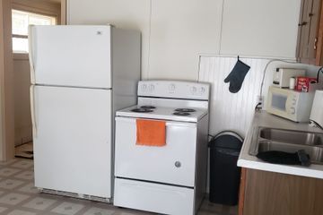 Cabins | Bullfrog Resort