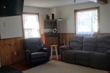 Cabins | Bullfrog Resort