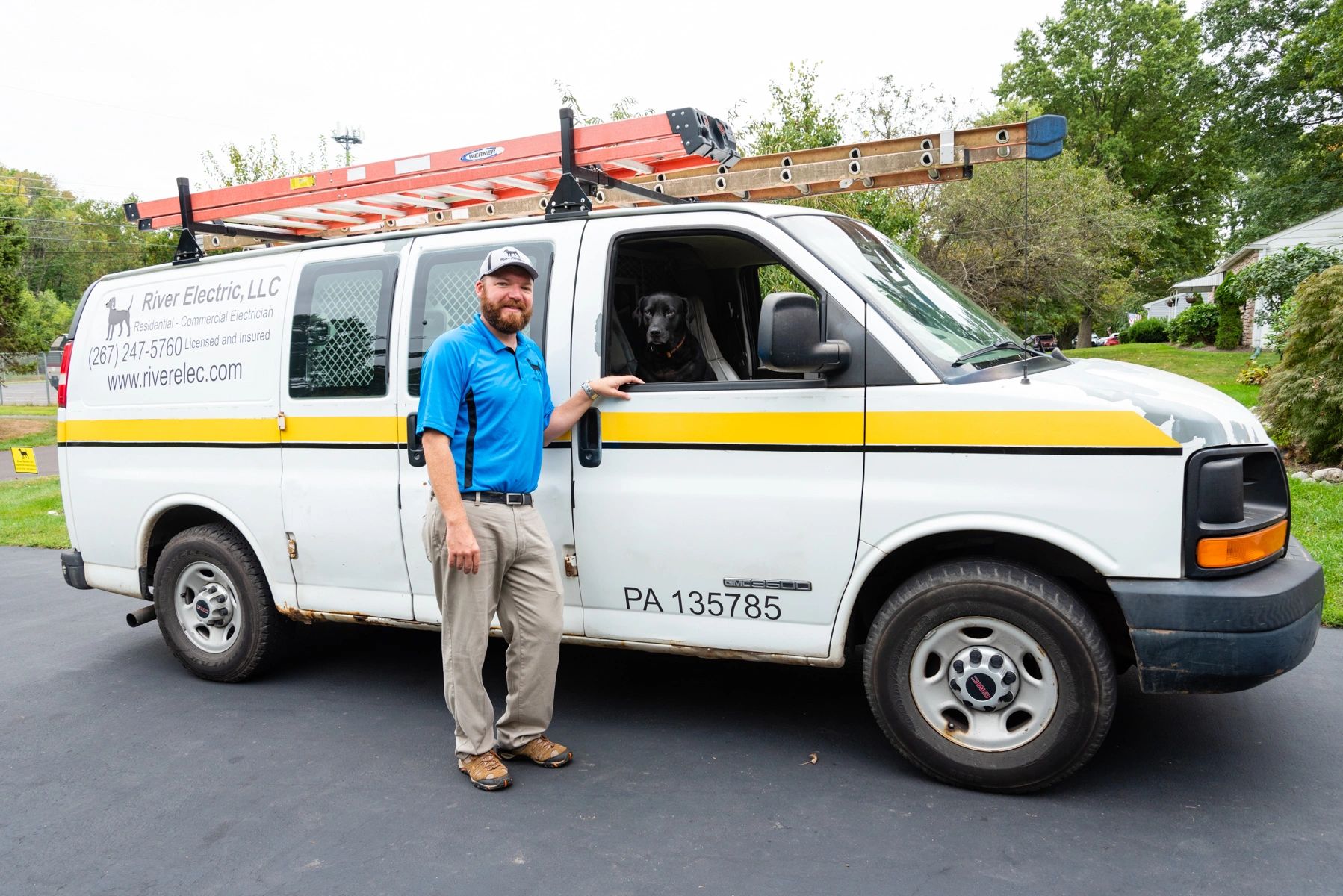 River Electric - Electrician