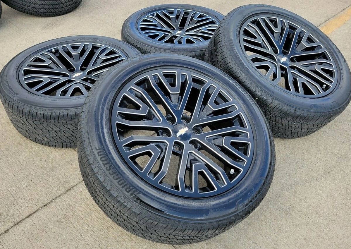 NEW 2019-2024 GMC Yukon Denali Ultimate rims and tires