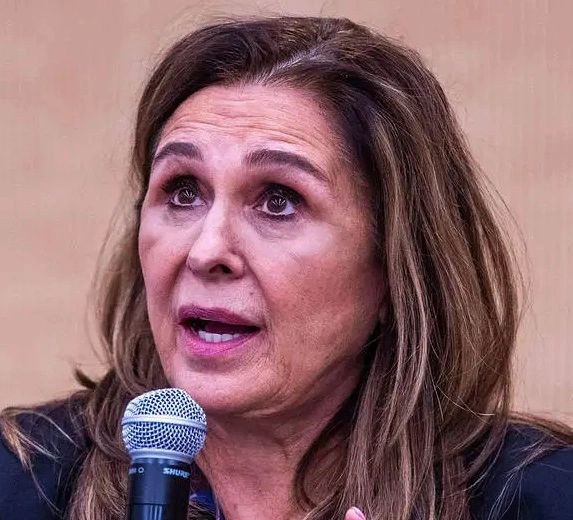 Who is Victoria Seaman?